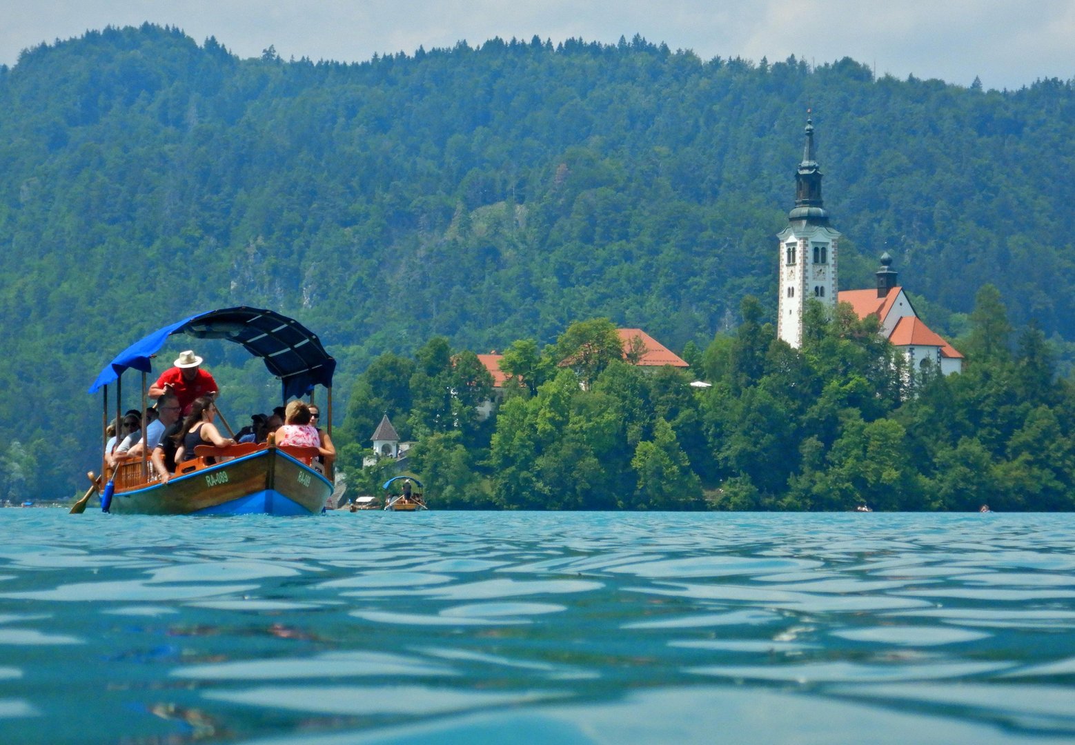 Cene v Sloveniji šokirale turistko: "Kosilo s pijačo 25 evrov!" Nato je izvedela tisto, kar vedo ...