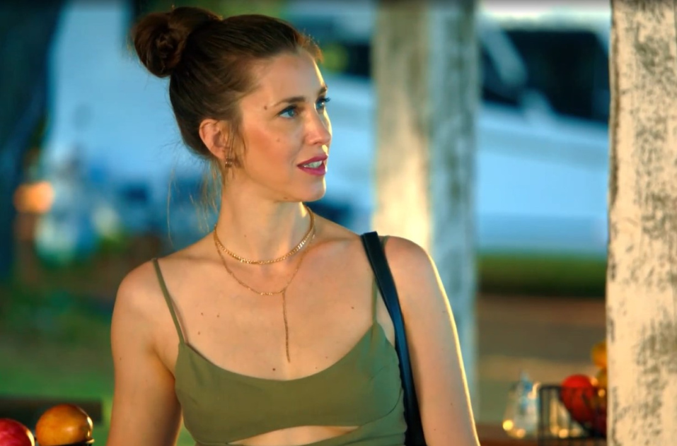 Na snemanju serije Skrito v raju so jo obravnavali kot divo (igralka ...