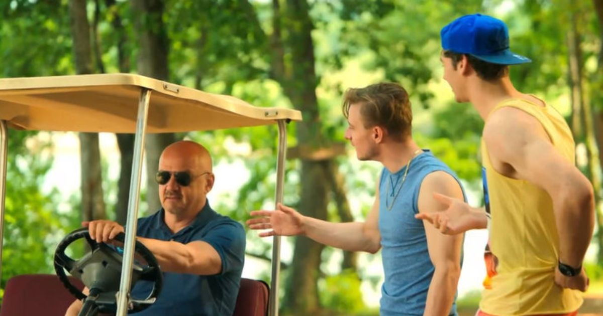 Ste opazili nov znan obraz v seriji Skrito v raju? Razkrivamo, kdo je in kje ste ga že videli ...