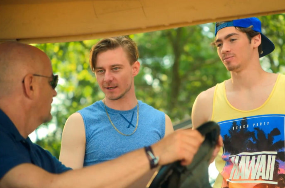 Ste opazili nov znan obraz v seriji Skrito v raju? Razkrivamo, kdo je ...