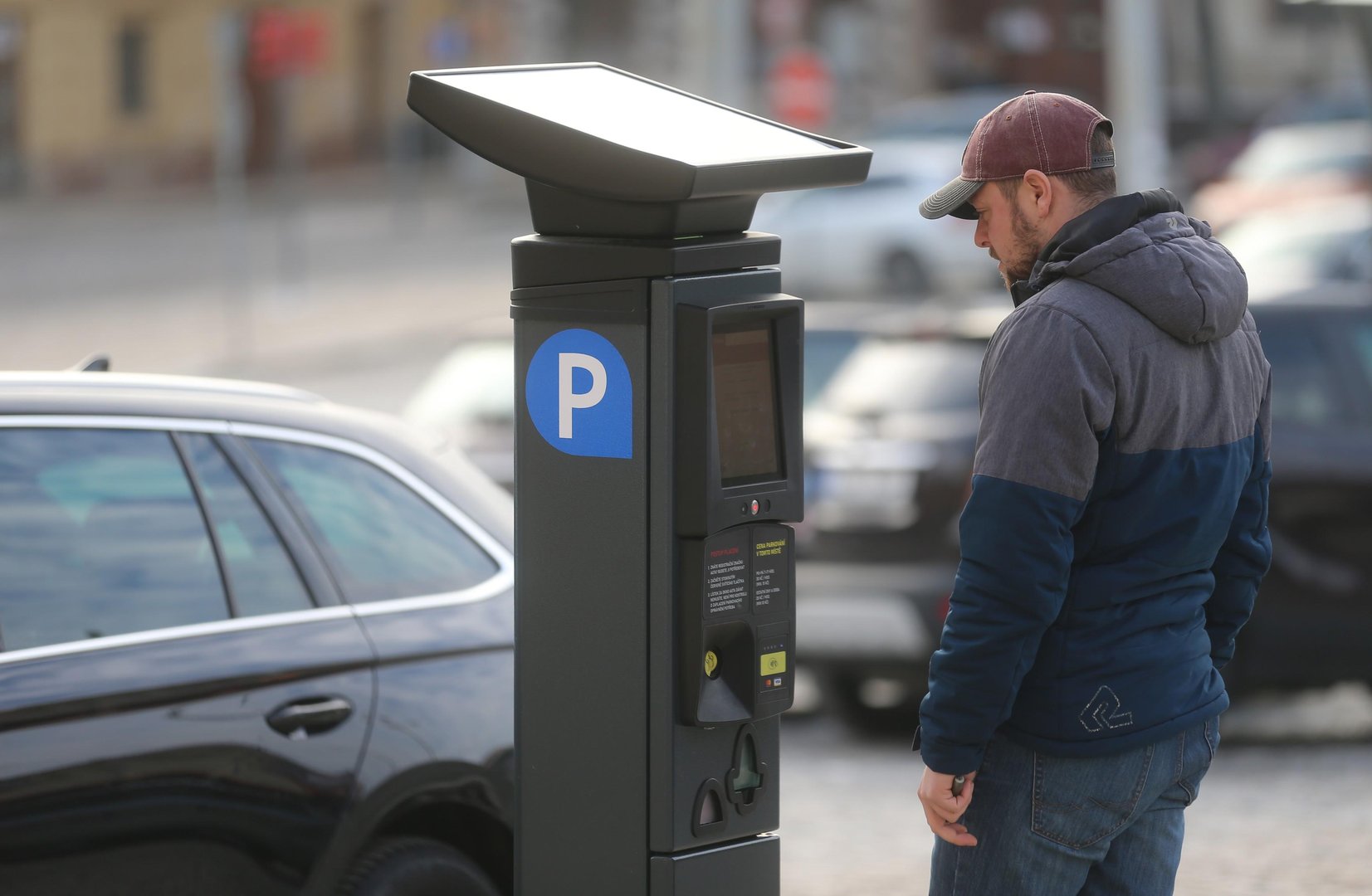 Konec brezplačnega parkiranja: v tej slovenski občini bodo uvedli ...