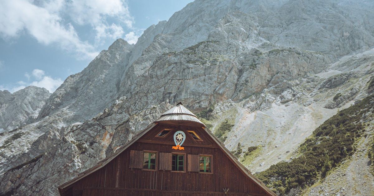 Pripravite pohodne čevlje: slovenski planinski biser je ponovno odprt ...
