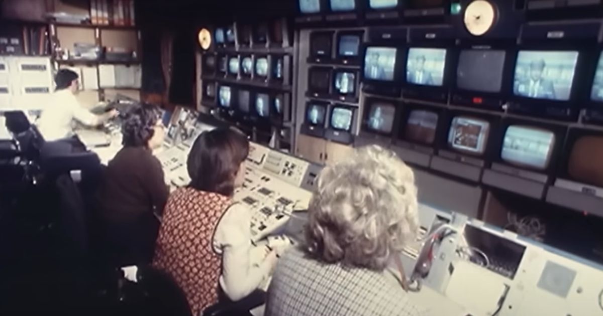 Umrl legendarni novinar in eden najbolj prepoznavnih TV-voditeljev ...