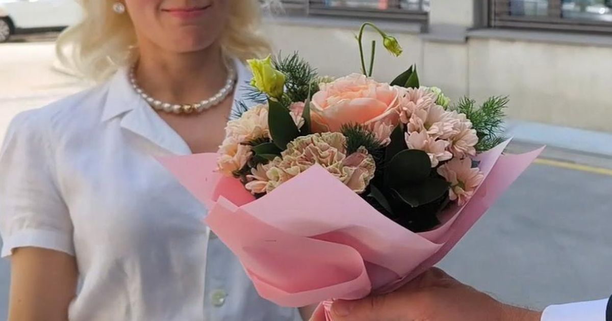 Znana slovenska TV-voditeljica sprožila ugibanja o poroki: "Vrečo krompirja pa boš že lahko ...