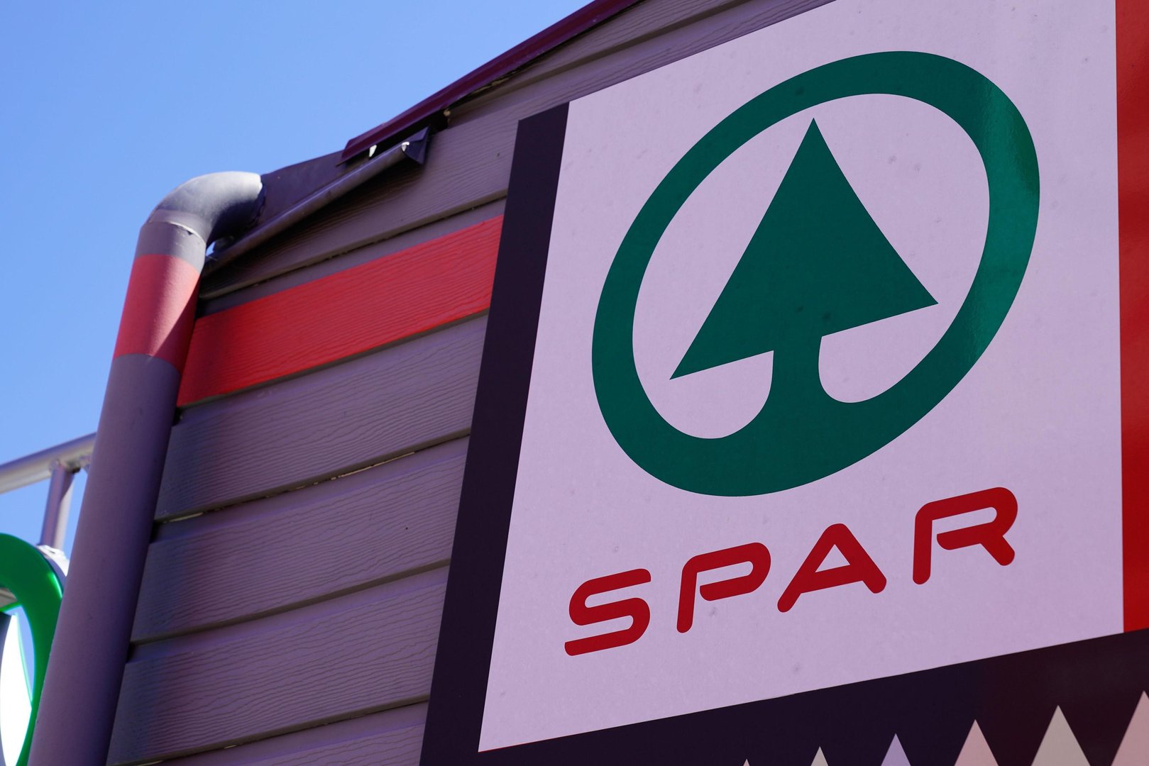 V Sparu so kupci opazili nekaj, kar jih je čisto zmedlo, vsi so se ...