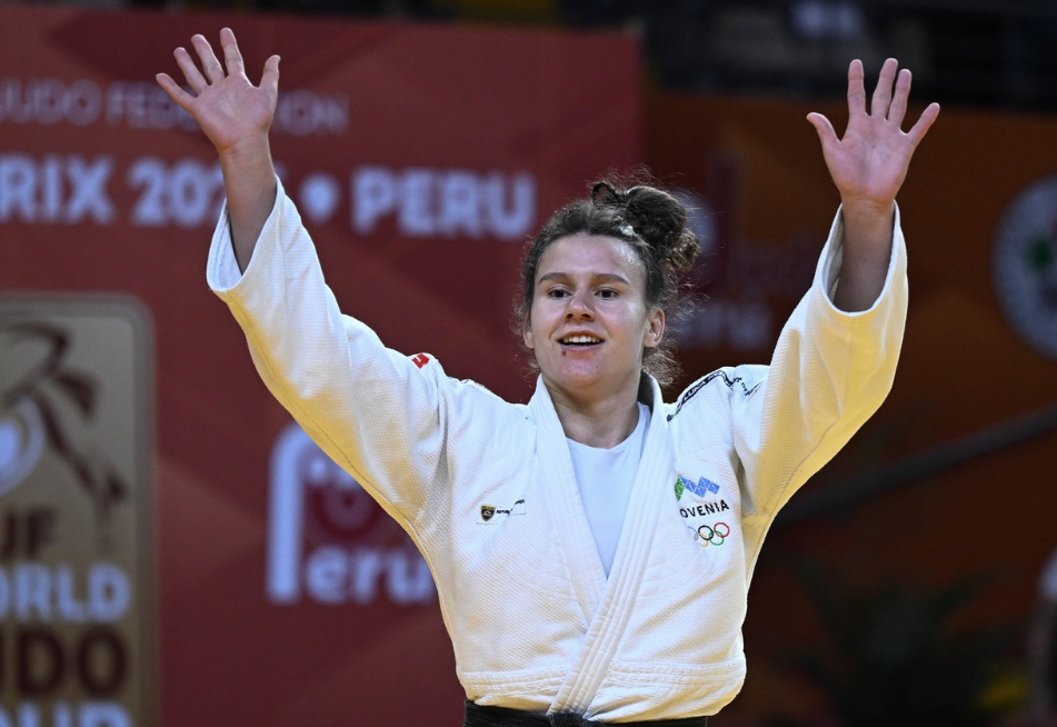 Metka Lobnik pometla s konkurentkami in osvojila veliko nagrado v ...