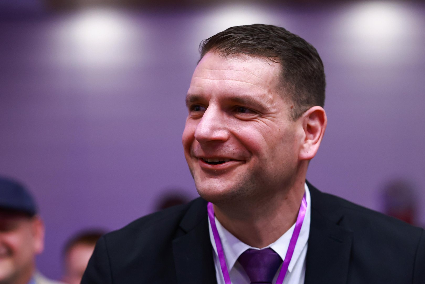 Je Zoran Stevanović lagal o svoji izobrazbi? Preverili smo dejstva ...